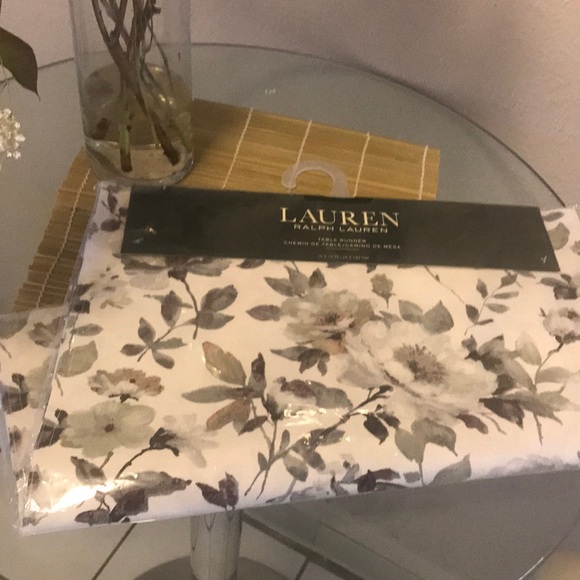 Lauren Ralph Lauren | Dining | Ralph Lauren Table Runner | Poshmark